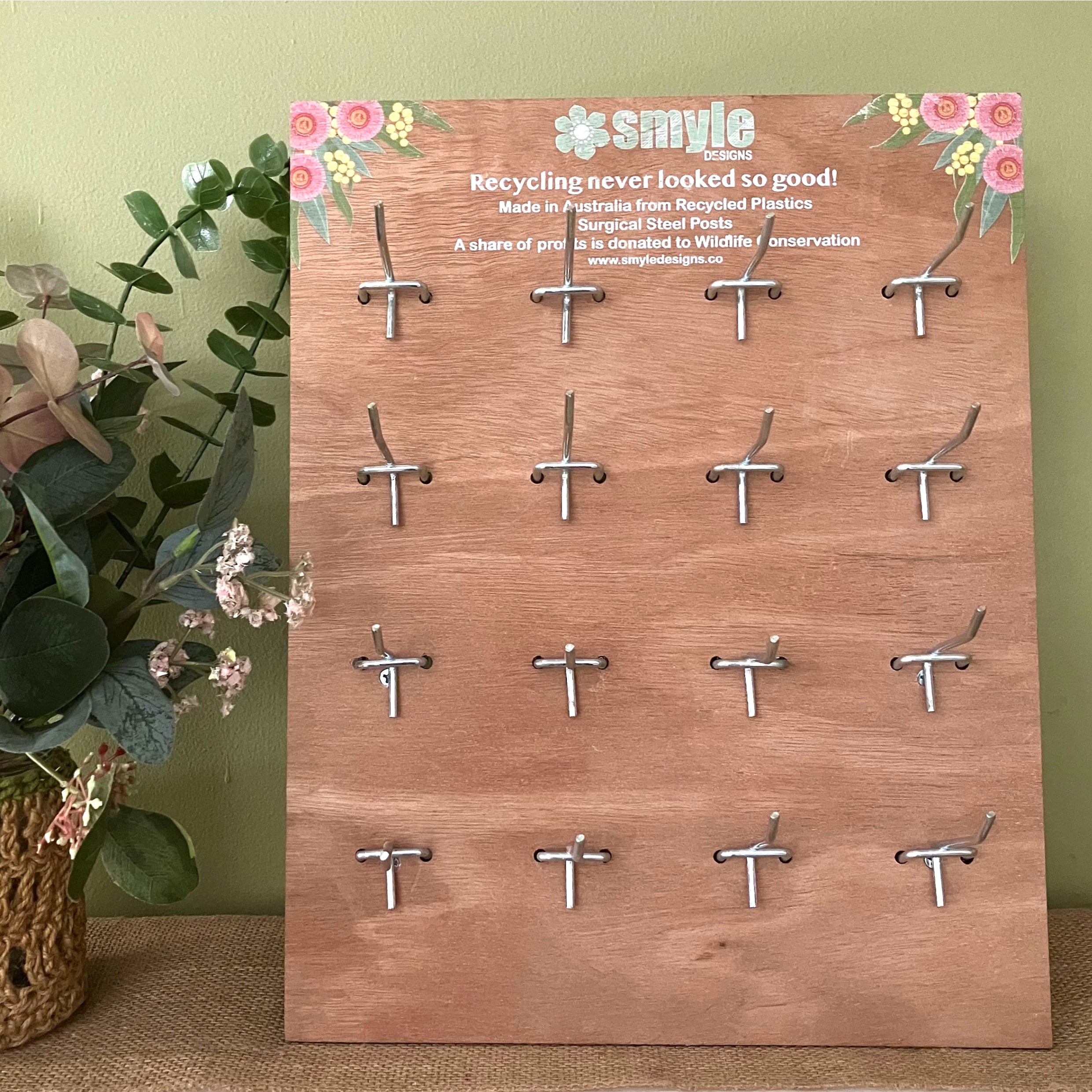 Counter Display Stand for Studs - 16 Pegs – Smyle Designs